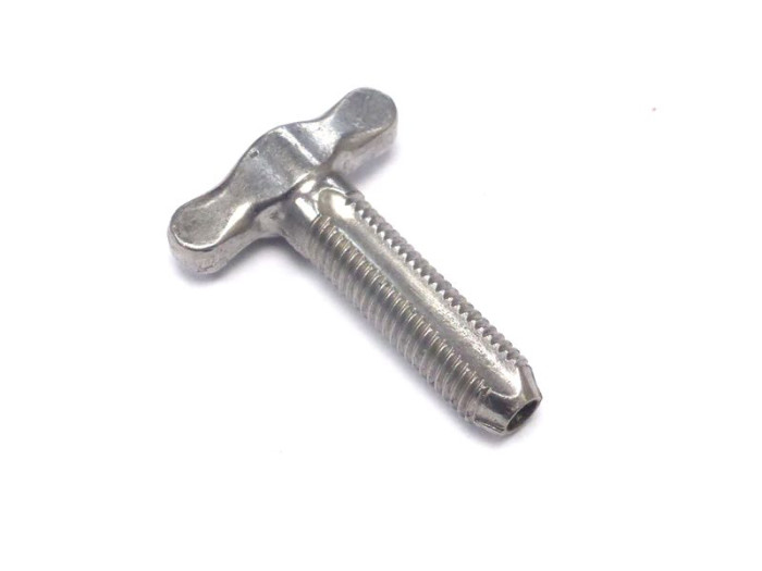 Cable adjustment screw for clutch cable